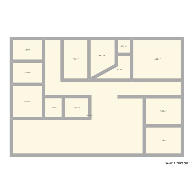 ddd - Plan 13 pièces 130 m2 dessiné par Margauxx91