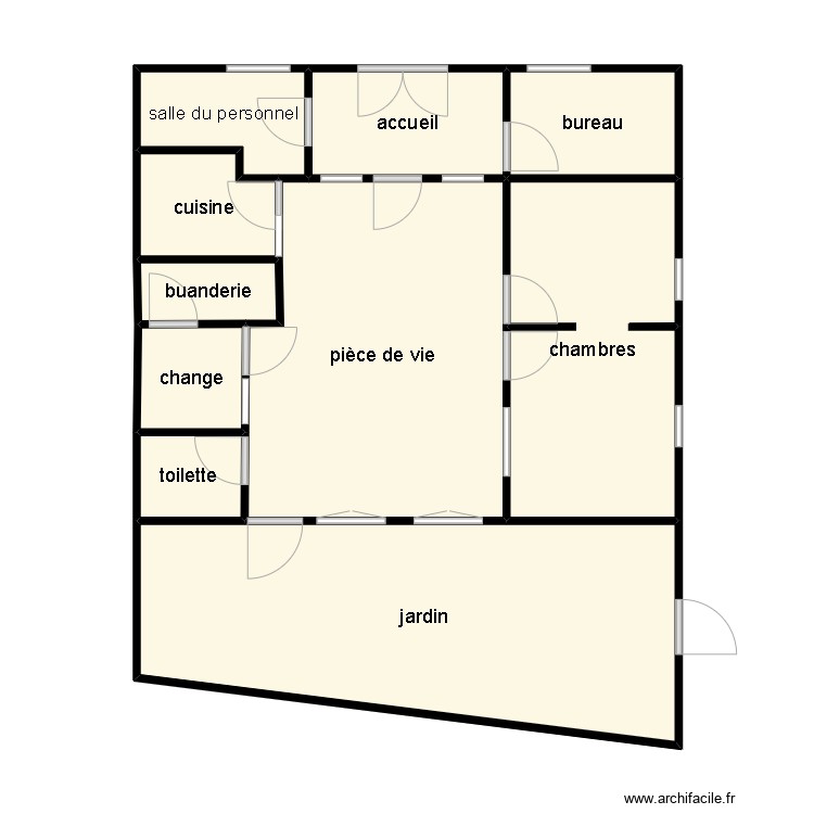 creche - Plan 10 pièces 70 m2 dessiné par noelie34