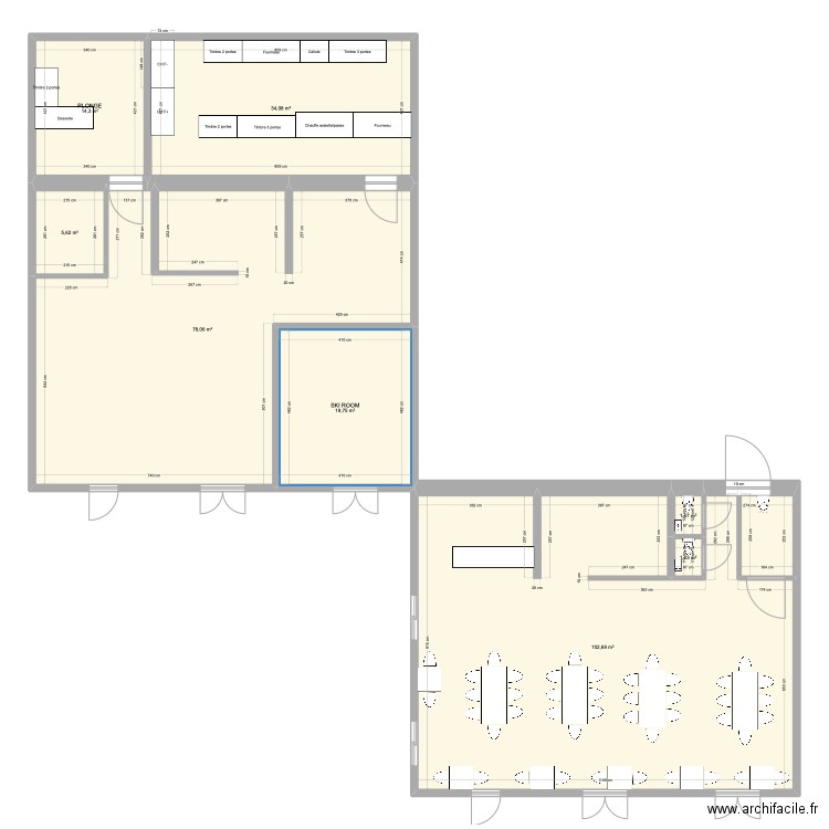 Plateau - Plan 8 pièces 257 m2 dessiné par oliviaromain